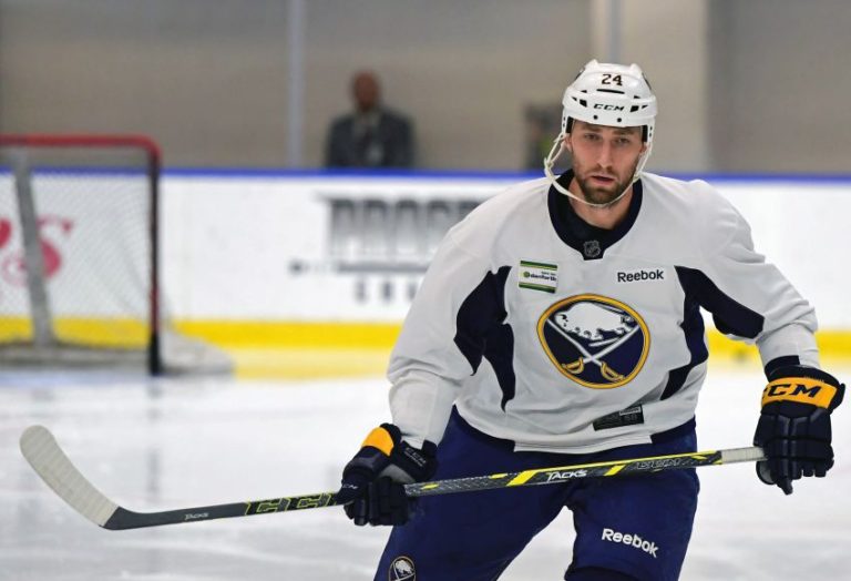 Amerks’ Tyson Strachan offers Sabres depth - Buffalo Hockey Beat