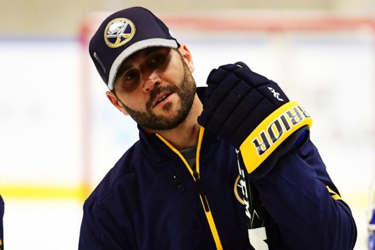 Former Sabres captain Brian Gionta elected to U.S. Hockey Hall of Fame ...