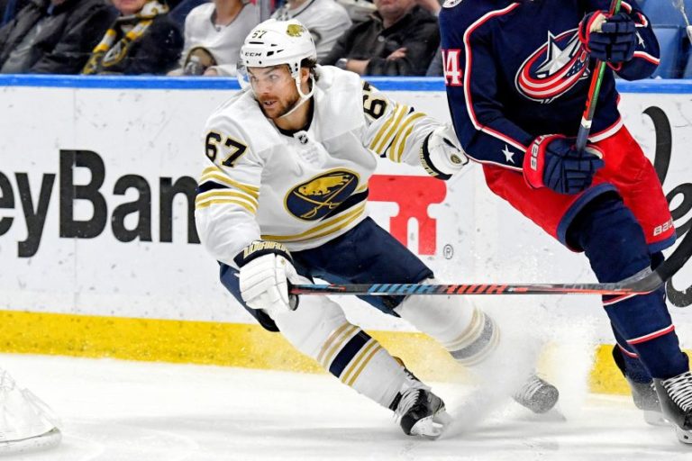 Sabres’ Michael Frolik set to return from flu - Buffalo Hockey Beat