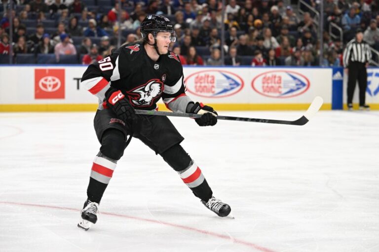 Sabres’ Eric Robinson scores in win, making fast impact in Buffalo ...