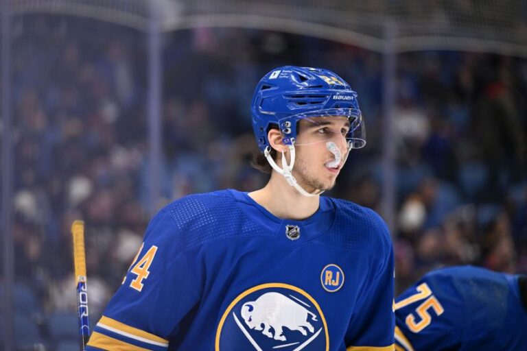 Sabres end home stand with loss to Lightning; Don Granato confused by ...