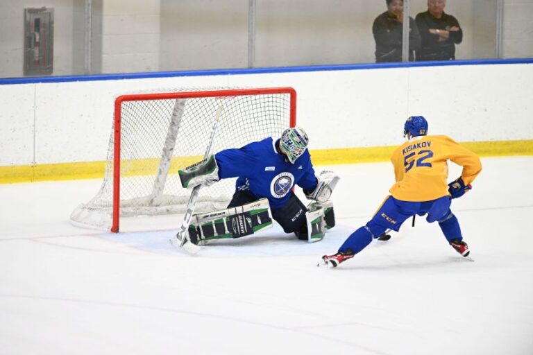 Rochester signs Sabres goalie prospect Scott Ratzlaff to amateur tryout ...